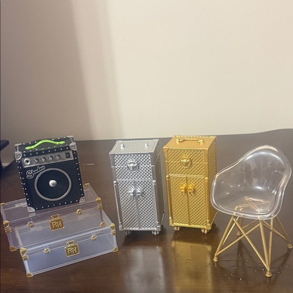 Rainbow High | Toys | Rainbow High Miniature Furniture Set With ...